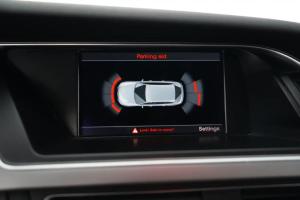 Black Audi A4 2013 in Kaunas, with an engine capacity of 2.00 L and mileage of 340 thousand km for 6250 €, photo 8 on AUTOMOTO.COM.LV