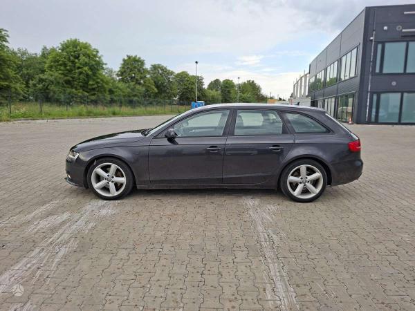 Black Audi A4 2013 in Kaunas, with an engine capacity of 1.97 L and mileage of 340 thousand km for 6350 €, photo 2 on AUTOMOTO.COM.LV