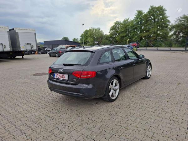 Black Audi A4 2013 in Kaunas, with an engine capacity of 1.97 L and mileage of 340 thousand km for 6350 €, photo 7 on AUTOMOTO.COM.LV