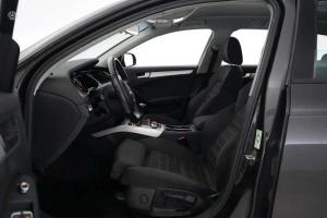 Black Audi A4 2013 in Kaunas, with an engine capacity of 1.97 L and mileage of 340 thousand km for 6350 €, photo 20 on AUTOMOTO.COM.LV