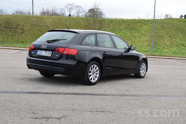 Black Audi A4 2013 in Daugavpils, with an engine capacity of 2.00 L and mileage of 244 thousand km for 7900 €, photo 5 on AUTOMOTO.COM.LV