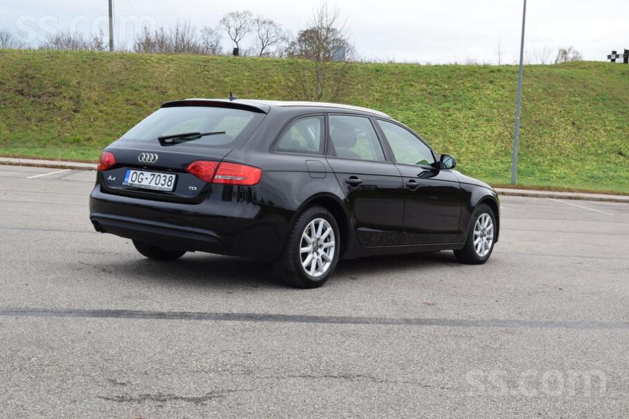 Melns Audi A4 2013 Daugavpils, ar dzinēja tilpumu 2.00 L un nobraukumu 244 tūkst. km par 7900 €, foto 6 vietnē AUTOMOTO.COM.LV