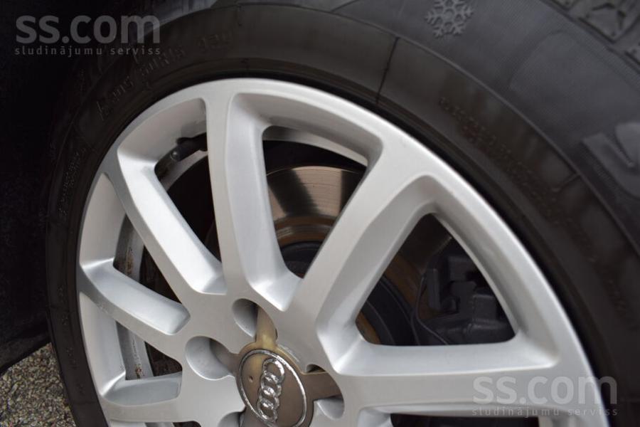 Melns Audi A4 2013 Daugavpils, ar dzinēja tilpumu 2.00 L un nobraukumu 244 tūkst. km par 7900 €, foto 10 vietnē AUTOMOTO.COM.LV