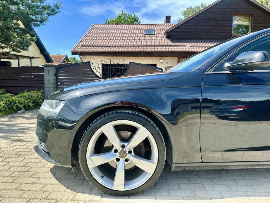 Black Audi A4 2013 in Siauliai, with an engine capacity of 2.00 L and mileage of 290 thousand km for 6350 €, photo 5 on AUTOMOTO.COM.LV