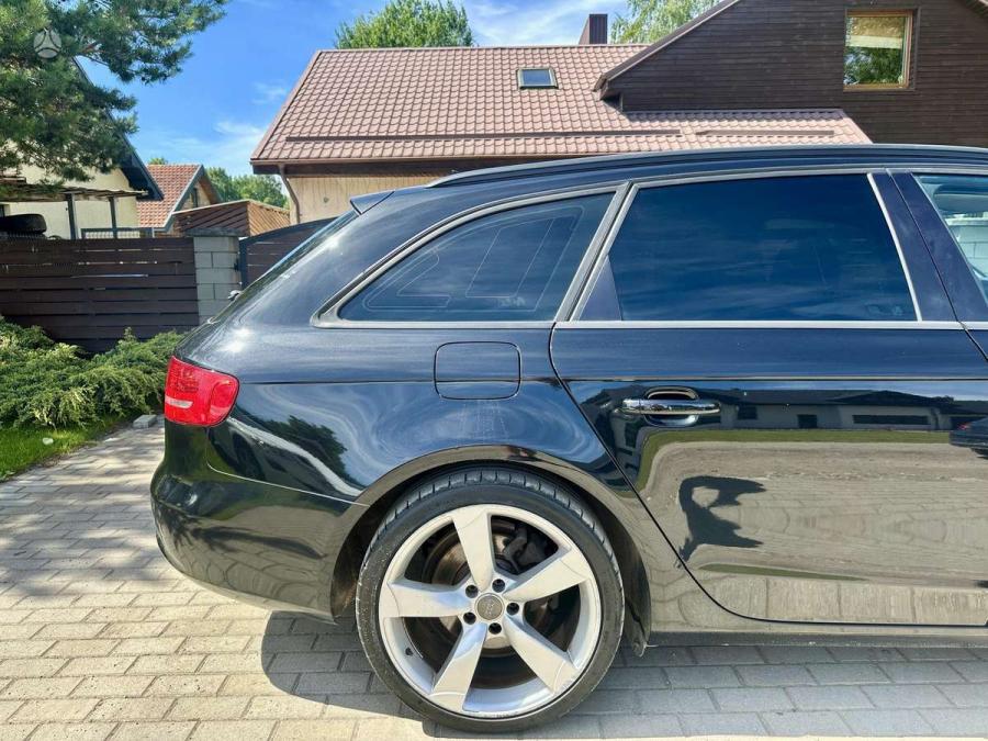 Black Audi A4 2013 in Siauliai, with an engine capacity of 2.00 L and mileage of 290 thousand km for 6350 €, photo 11 on AUTOMOTO.COM.LV