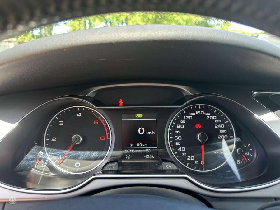Black Audi A4 2013 in Siauliai, with an engine capacity of 2.00 L and mileage of 290 thousand km for 6350 €, photo 16 on AUTOMOTO.COM.LV