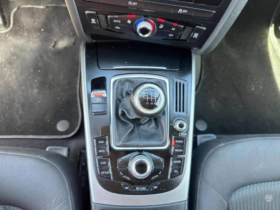 Black Audi A4 2013 in Siauliai, with an engine capacity of 2.00 L and mileage of 290 thousand km for 6350 €, photo 18 on AUTOMOTO.COM.LV