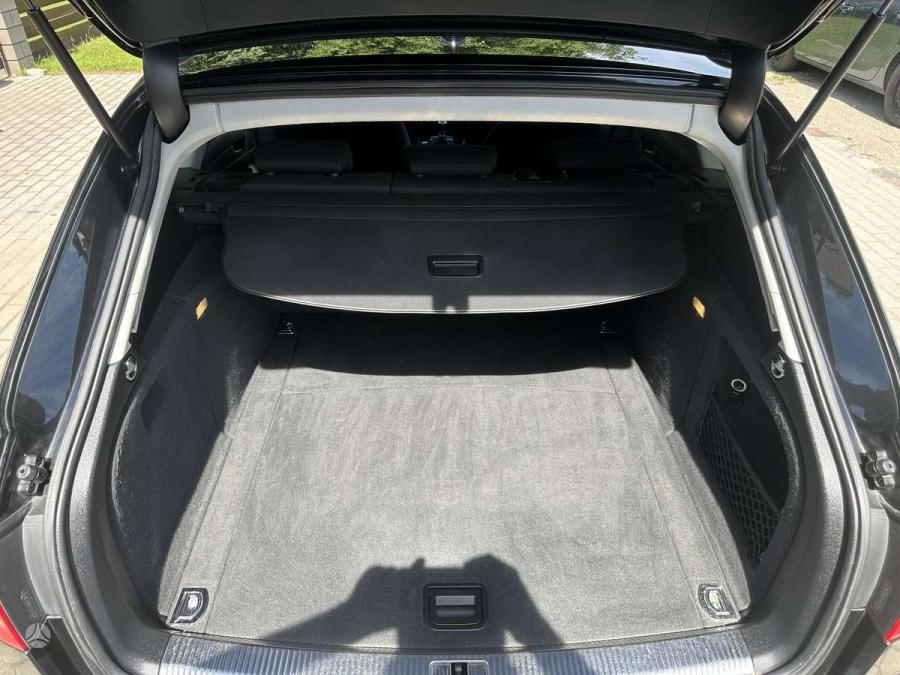 Black Audi A4 2013 in Siauliai, with an engine capacity of 2.00 L and mileage of 290 thousand km for 6350 €, photo 21 on AUTOMOTO.COM.LV