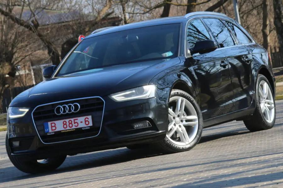 Melns Audi A4 2013 Rīga, ar dzinēja tilpumu 3.00 L un nobraukumu 335 tūkst. km par 8490 €, foto 1 vietnē AUTOMOTO.COM.LV