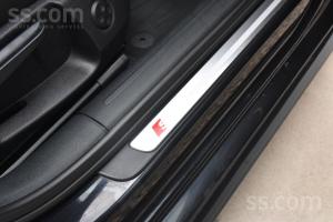 Black Audi A4 2013 in Riga, with an engine capacity of 2.00 L and mileage of 230 thousand km for 10950 €, photo 18 on AUTOMOTO.COM.LV
