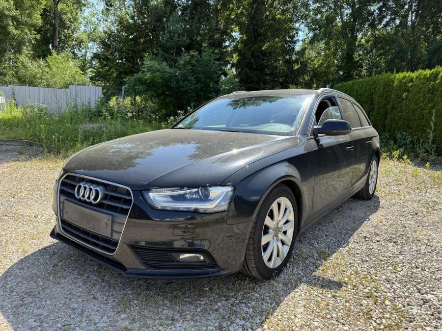 Black Audi A4 2013 in Alytus, with an engine capacity of 2.00 L and mileage of 286 thousand km for 5850 €, photo 1 on AUTOMOTO.COM.LV