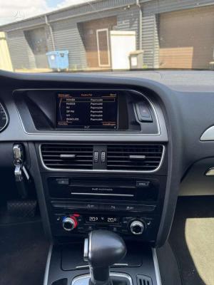 Black Audi A4 2013 in Alytus, with an engine capacity of 2.00 L and mileage of 286 thousand km for 5850 €, photo 13 on AUTOMOTO.COM.LV
