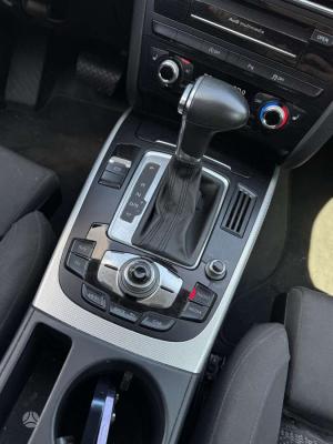 Black Audi A4 2013 in Alytus, with an engine capacity of 2.00 L and mileage of 286 thousand km for 5850 €, photo 15 on AUTOMOTO.COM.LV