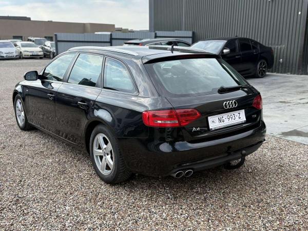 Melns Audi A4 2013 Kauņa, ar dzinēja tilpumu 1.97 L un nobraukumu 289 tūkst. km par 6900 €, foto 4 vietnē AUTOMOTO.COM.LV