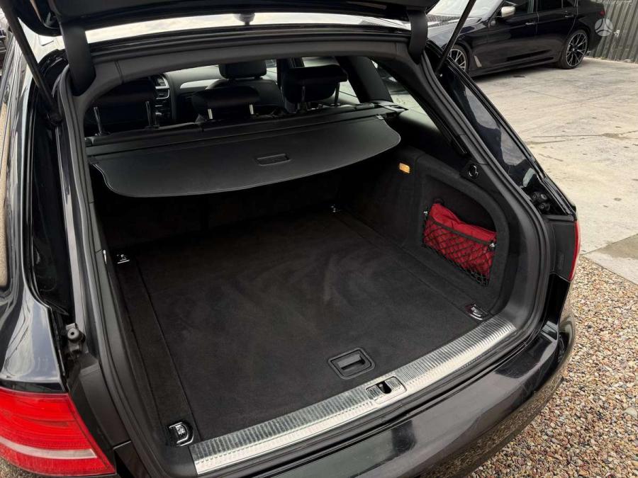 Melns Audi A4 2013 Kauņa, ar dzinēja tilpumu 1.97 L un nobraukumu 289 tūkst. km par 6900 €, foto 13 vietnē AUTOMOTO.COM.LV