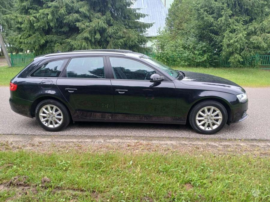 Melns Audi A4 2013 Utena, ar dzinēja tilpumu 2.00 L un nobraukumu 288 tūkst. km par 6700 €, foto 9 vietnē AUTOMOTO.COM.LV
