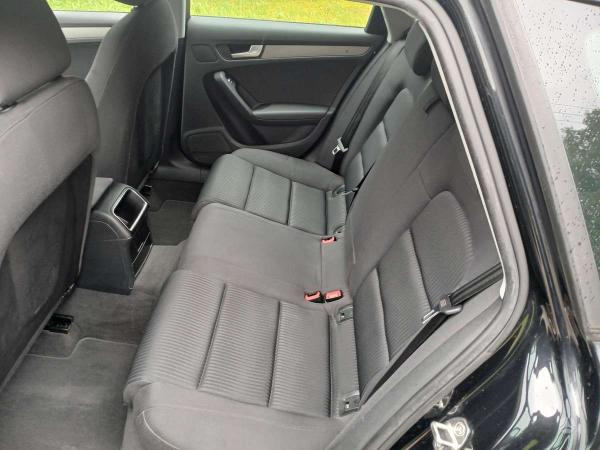 Black Audi A4 2013 in Utena, with an engine capacity of 2.00 L and mileage of 288 thousand km for 6700 €, photo 9 on AUTOMOTO.COM.LV