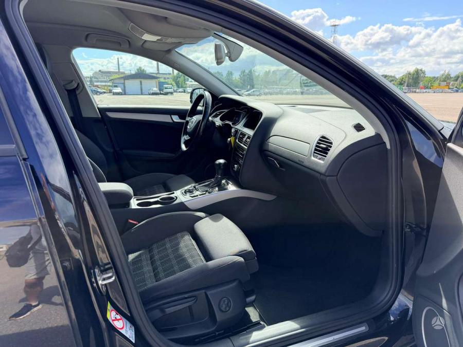 Melns Audi A4 2013 Panevēža, ar dzinēja tilpumu 1.97 L un nobraukumu 296 tūkst. km par 5700 €, foto 15 vietnē AUTOMOTO.COM.LV