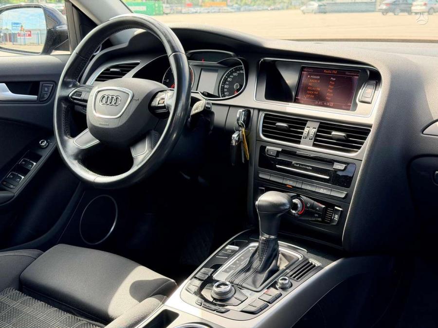 Melns Audi A4 2013 Panevēža, ar dzinēja tilpumu 1.97 L un nobraukumu 296 tūkst. km par 5700 €, foto 18 vietnē AUTOMOTO.COM.LV