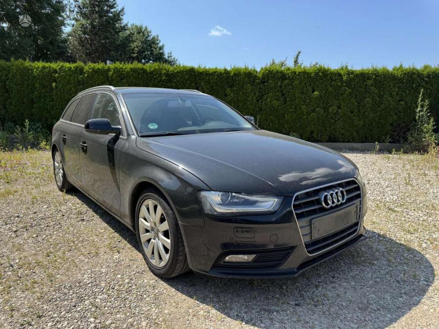 Black Audi A4 2013 in Alytus, with an engine capacity of 2.00 L and mileage of 286 thousand km for 5850 €, photo 3 on AUTOMOTO.COM.LV