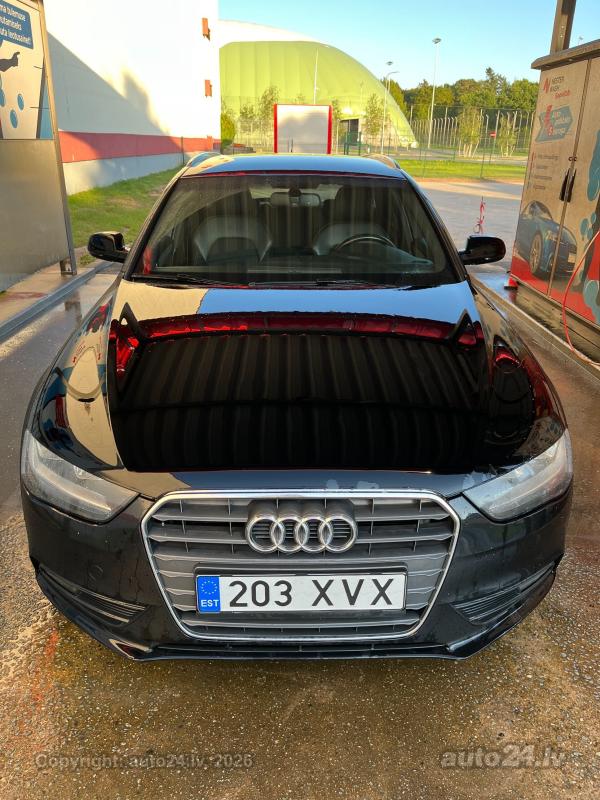 Black Audi A4 2013 in Tartu, with an engine capacity of 2.00 L and mileage of 320 thousand km for 7500 €, photo 4 on AUTOMOTO.COM.LV