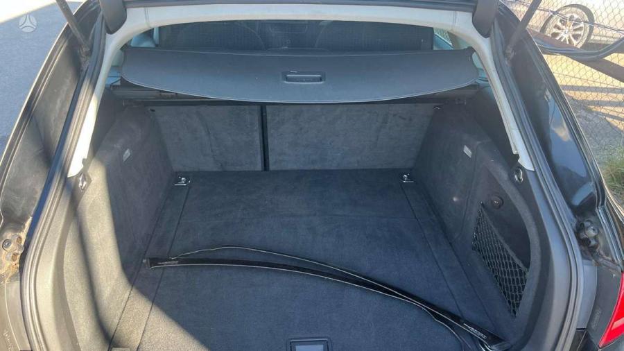 Black Audi A4 2013 in Taurage, with an engine capacity of 1.97 L and mileage of 245 thousand km for 5900 €, photo 11 on AUTOMOTO.COM.LV