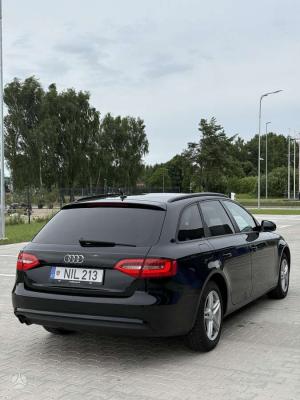 Black Audi A4 2013 in Utena, with an engine capacity of 1.97 L and mileage of 337 thousand km for 6600 €, photo 5 on AUTOMOTO.COM.LV