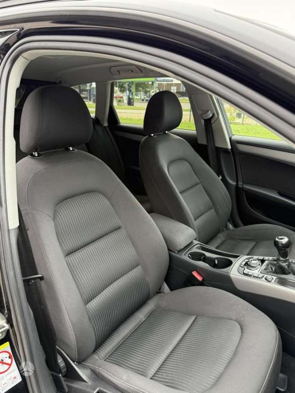 Black Audi A4 2013 in Utena, with an engine capacity of 1.97 L and mileage of 337 thousand km for 6600 €, photo 8 on AUTOMOTO.COM.LV