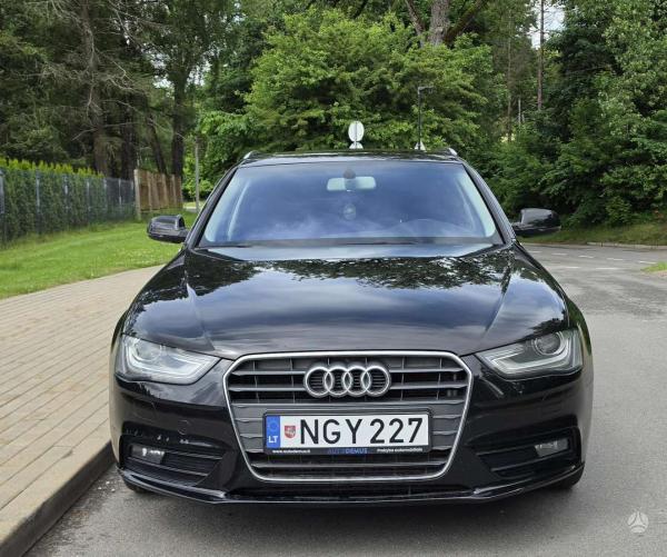 Black Audi A4 2013 in Vilnius, with an engine capacity of 2.97 L and mileage of 350 thousand km for 4750 €, photo 2 on AUTOMOTO.COM.LV
