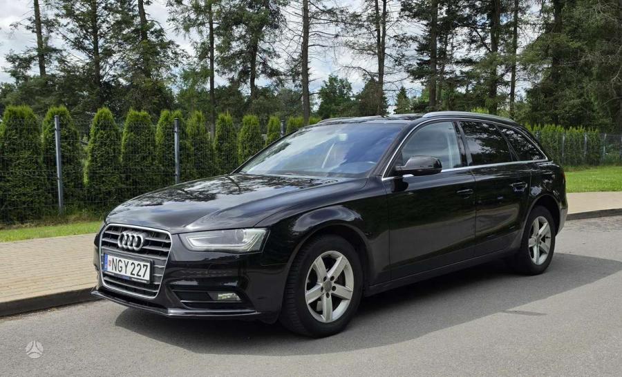 Melns Audi A4 2013 Viļņa, ar dzinēja tilpumu 2.97 L un nobraukumu 350 tūkst. km par 4750 €, foto 4 vietnē AUTOMOTO.COM.LV