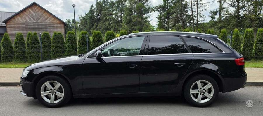Melns Audi A4 2013 Viļņa, ar dzinēja tilpumu 2.97 L un nobraukumu 350 tūkst. km par 4750 €, foto 5 vietnē AUTOMOTO.COM.LV