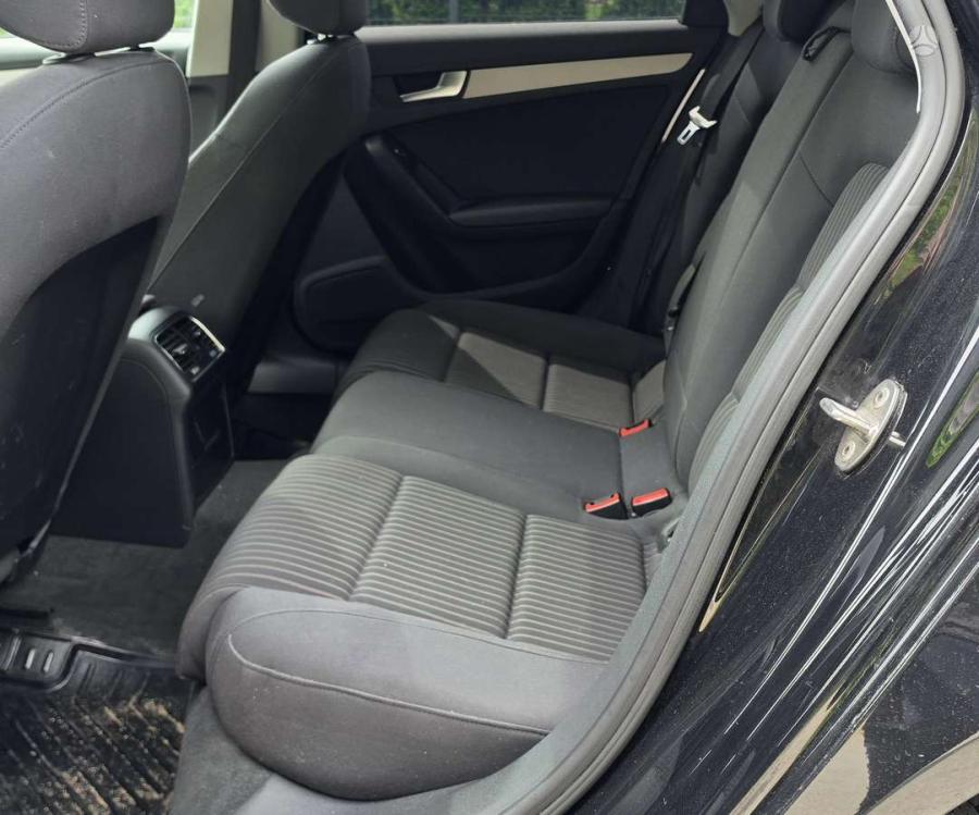 Melns Audi A4 2013 Viļņa, ar dzinēja tilpumu 2.97 L un nobraukumu 350 tūkst. km par 4750 €, foto 12 vietnē AUTOMOTO.COM.LV