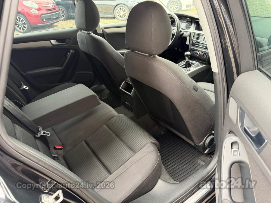 Melns Audi A4 2013 Veru, ar dzinēja tilpumu 2.00 L un nobraukumu 307 tūkst. km par 5990 €, foto 12 vietnē AUTOMOTO.COM.LV