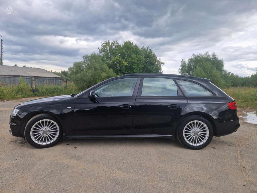 Melns Audi A4 2013 Panevēža, ar dzinēja tilpumu 2.00 L un nobraukumu 260 tūkst. km par 6590 €, foto 14 vietnē AUTOMOTO.COM.LV