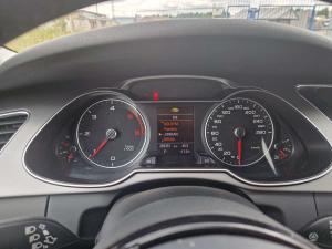 Melns Audi A4 2013 Panevēža, ar dzinēja tilpumu 2.00 L un nobraukumu 260 tūkst. km par 6590 €, foto 19 vietnē AUTOMOTO.COM.LV