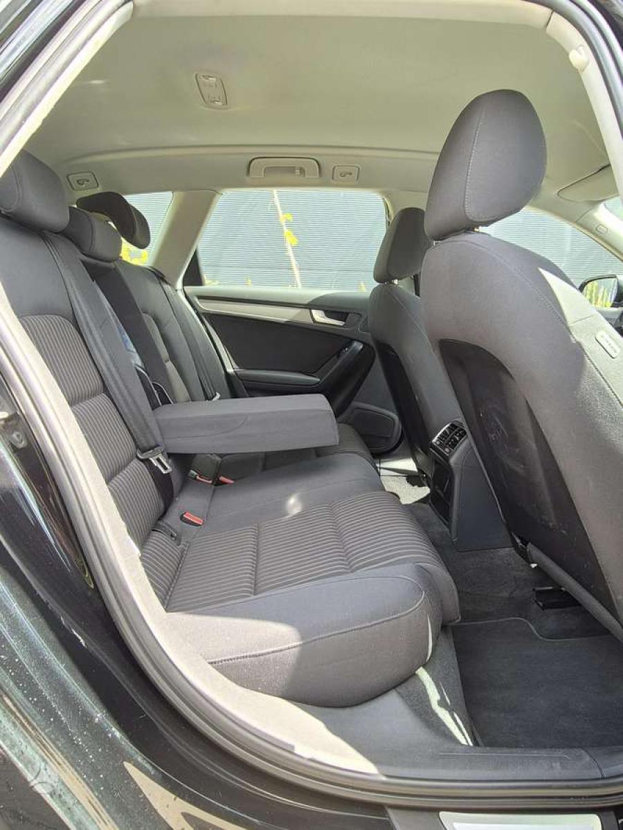 Melns Audi A4 2013 Viļņa, ar dzinēja tilpumu 1.97 L un nobraukumu 291 tūkst. km par 7650 €, foto 13 vietnē AUTOMOTO.COM.LV