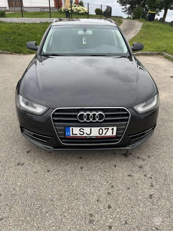 Melns Audi A4 2013 Šauļi, ar dzinēja tilpumu 1.97 L un nobraukumu 353 tūkst. km par 5400 €, foto 1 vietnē AUTOMOTO.COM.LV