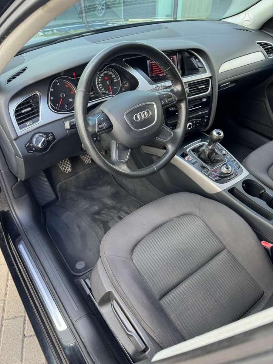 Black Audi A4 2013 in Utena, with an engine capacity of 1.97 L and mileage of 263 thousand km for 6450 €, photo 23 on AUTOMOTO.COM.LV