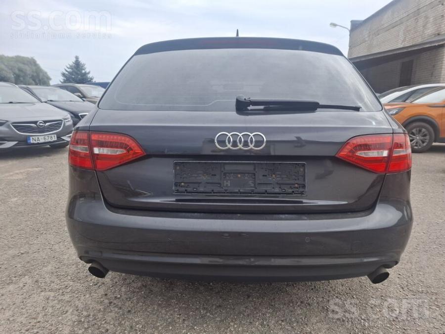 Black Audi A4 2013 in Talsi, with an engine capacity of 2.00 L and mileage of 264 thousand km for 7900 €, photo 7 on AUTOMOTO.COM.LV