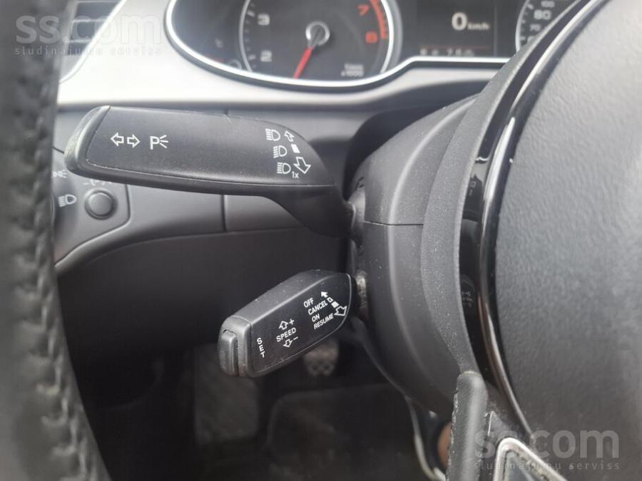Black Audi A4 2013 in Talsi, with an engine capacity of 2.00 L and mileage of 264 thousand km for 7900 €, photo 23 on AUTOMOTO.COM.LV