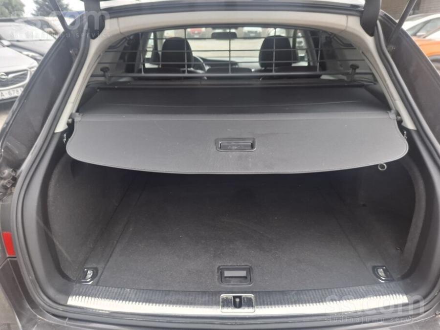 Black Audi A4 2013 in Talsi, with an engine capacity of 2.00 L and mileage of 264 thousand km for 7900 €, photo 27 on AUTOMOTO.COM.LV