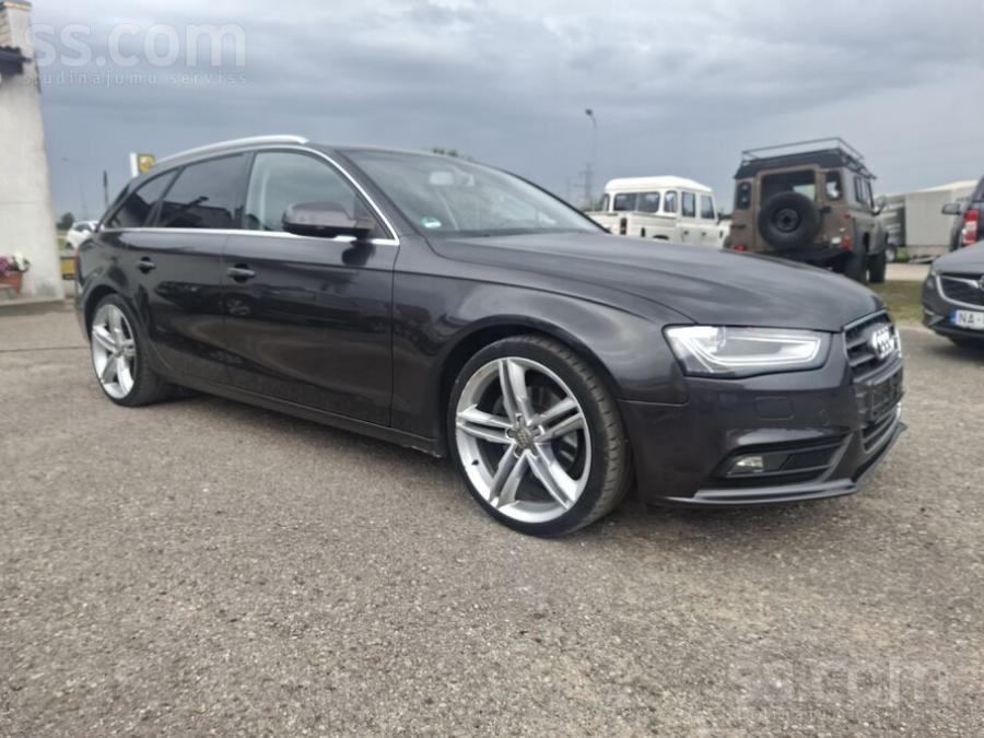 Black Audi A4 2013 in Talsi, with an engine capacity of 2.00 L and mileage of 264 thousand km for 7900 €, photo 30 on AUTOMOTO.COM.LV