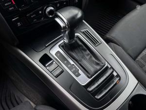 Black Audi A4 2013 in Vilnius, with an engine capacity of 1.97 L and mileage of 339 thousand km for 5250 €, photo 16 on AUTOMOTO.COM.LV