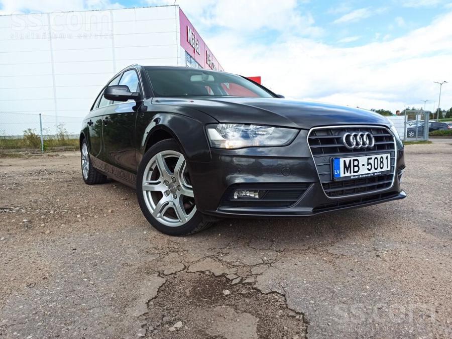 Melns Audi A4 2013 Daugavpils, ar dzinēja tilpumu 2.00 L un nobraukumu 0 tūkst. km par 7400 €, foto 3 vietnē AUTOMOTO.COM.LV