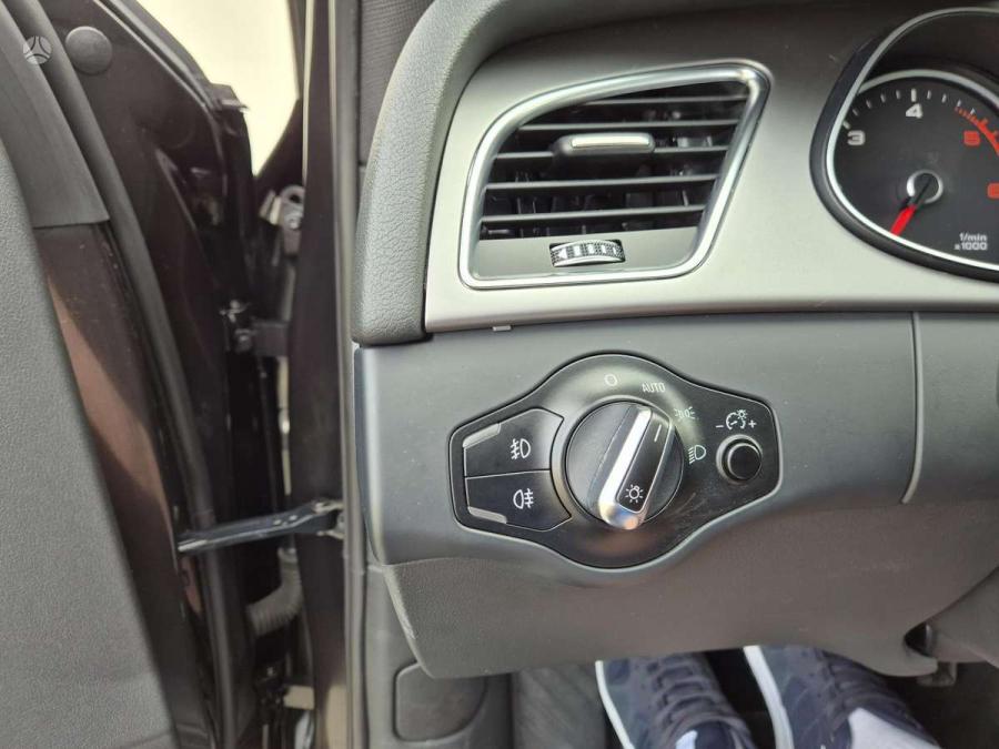 Black Audi A4 2013 in Marijampole, with an engine capacity of 2.97 L and mileage of 200 thousand km for 10000 €, photo 14 on AUTOMOTO.COM.LV