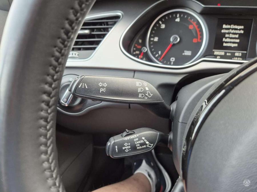 Black Audi A4 2013 in Marijampole, with an engine capacity of 2.97 L and mileage of 200 thousand km for 10000 €, photo 15 on AUTOMOTO.COM.LV