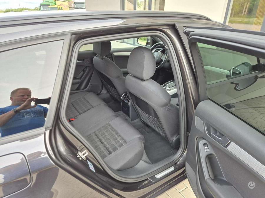 Black Audi A4 2013 in Marijampole, with an engine capacity of 2.97 L and mileage of 200 thousand km for 10000 €, photo 24 on AUTOMOTO.COM.LV