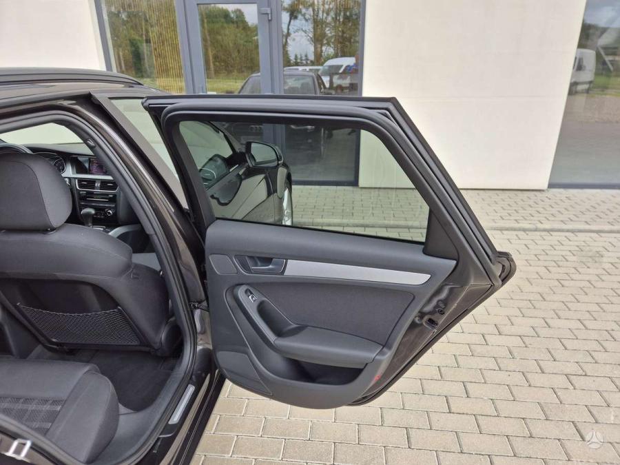 Black Audi A4 2013 in Marijampole, with an engine capacity of 2.97 L and mileage of 200 thousand km for 10000 €, photo 25 on AUTOMOTO.COM.LV
