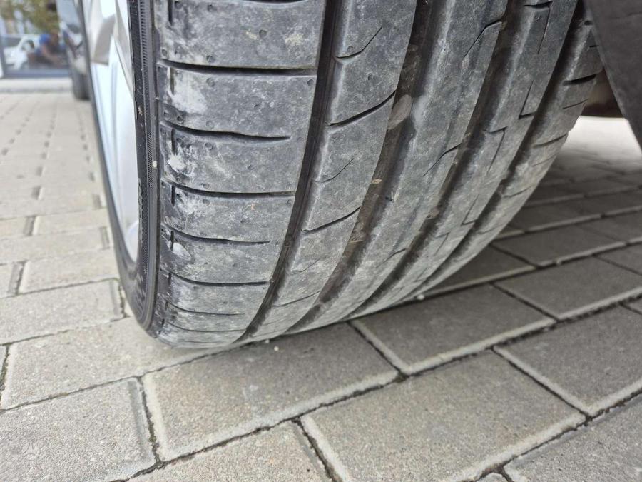 Black Audi A4 2013 in Marijampole, with an engine capacity of 2.97 L and mileage of 200 thousand km for 10000 €, photo 34 on AUTOMOTO.COM.LV
