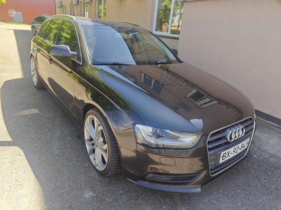 Melns Audi A4 2013 Klaipėda, ar dzinēja tilpumu 2.97 L un nobraukumu 265 tūkst. km par 5150 €, foto 3 vietnē AUTOMOTO.COM.LV